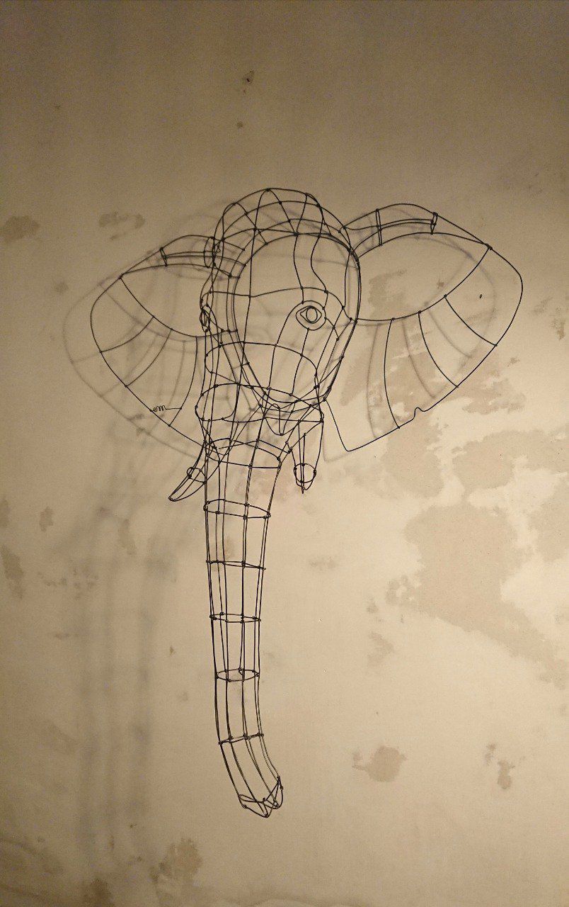 Grande tête d'éléphant en fil de fer - Elodiemorel